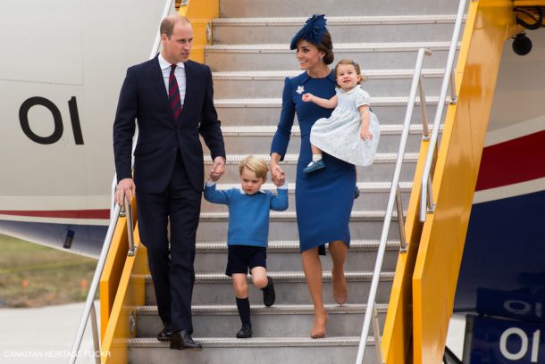 Kate Middleton Canada 2016: Duchess arrives for tour with children