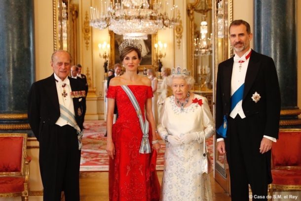Kate chooses Marchesa gown for state banquet with Spanish royals