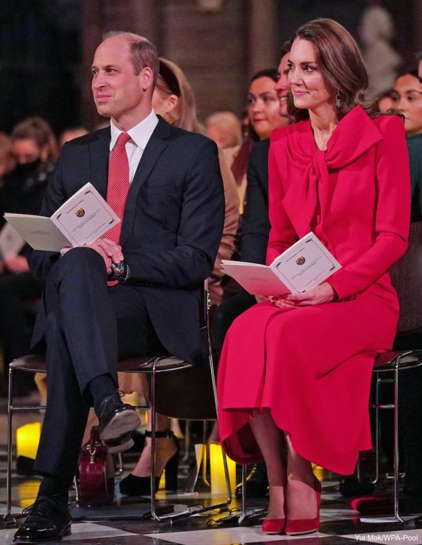 Kate Middleton's carol service: Duchess wore red cardigan to Christmas ...
