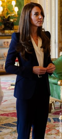 Kate Middleton's Astley Clarke necklace - blue Stilla pendant & gold chain