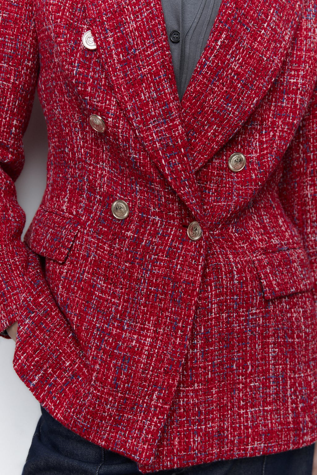 Kate Middleton wears red Zara blazer to wish Red Roses England Rugby ...