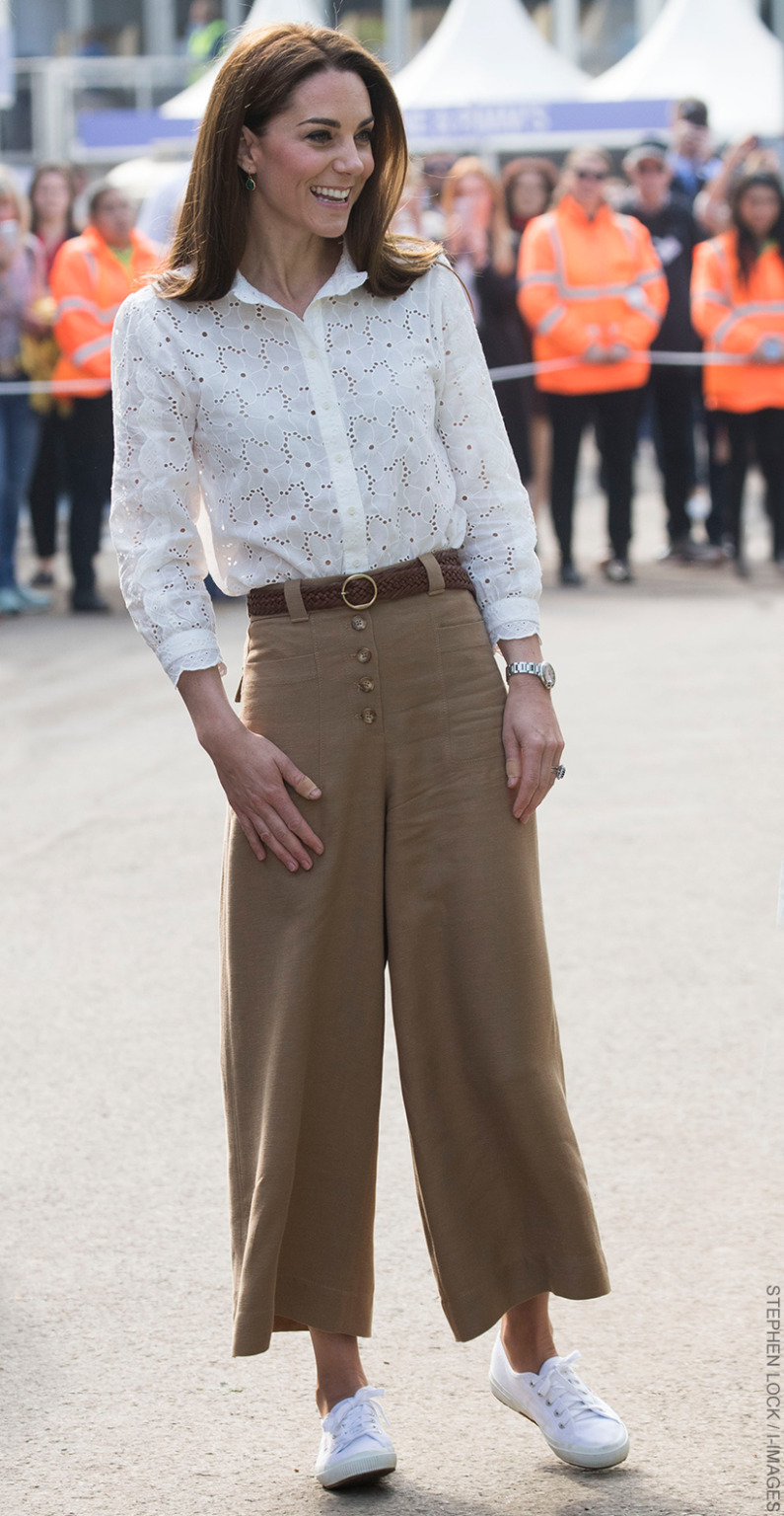 Kate Middleton's Superga Sneakers: White Canvas Cotu Classic 2750