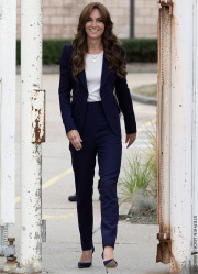 Kate Middleton suits up for prison visit to discuss addiction and recovery
