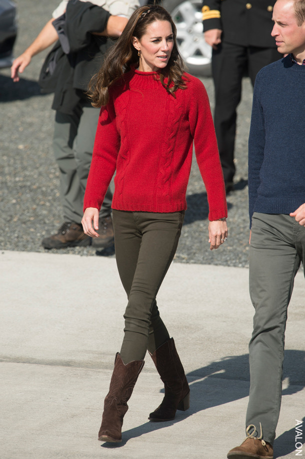 Kate Middleton's Jeans Show How to Do Sophisticated Casual Wear Right