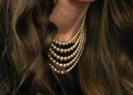 Kate Middleton's Susan Caplan 1980s Vintage 5 Strand Faux Pearl Necklace