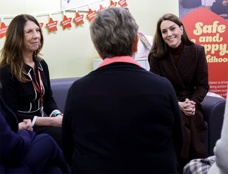 The Princess of Wales rewears chic checked coat to prison mother-and ...