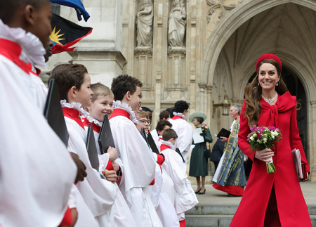 Kate Middleton returns to Commonwealth Day service wearing red repeats ...
