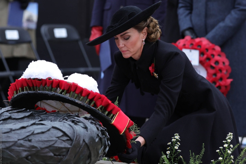 Every Detail of Kate Middleton’s Elegant Black Look for the Remembrance ...